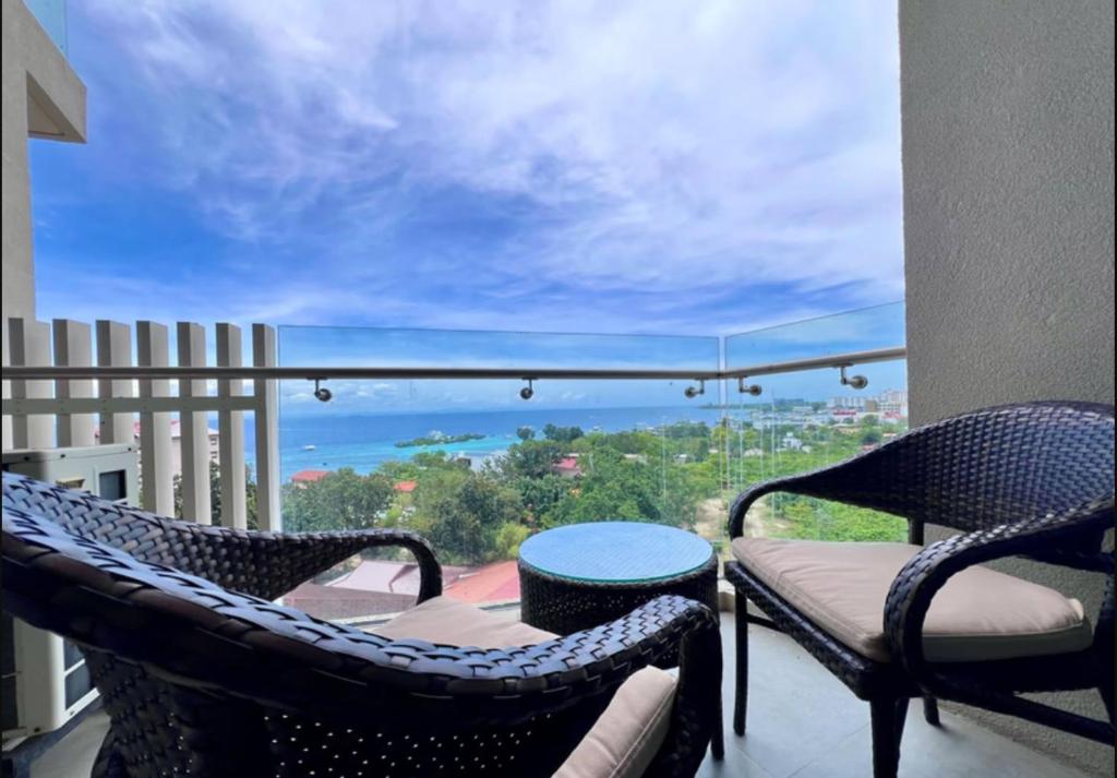 TAMBULI RESORT STUDIO UNIT, Mactan (updated prices 2026)