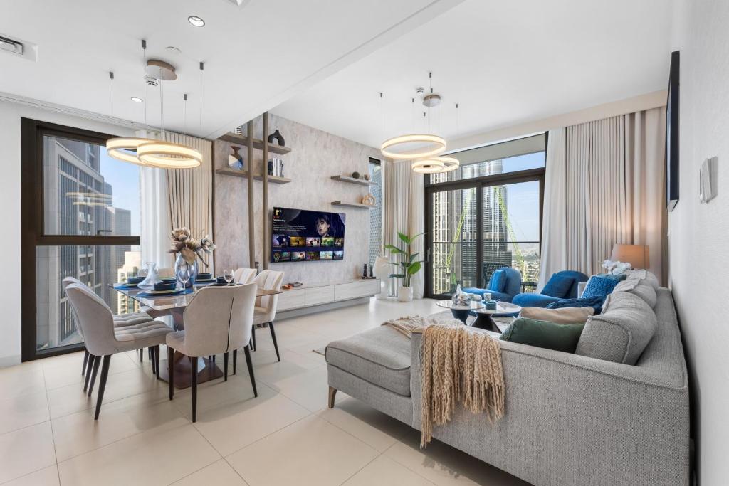 Guest Favorite - Luxury 2BR with Full Burj Khalifa View Downtown, Dubai ...