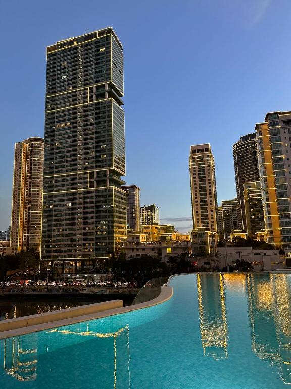 AMORE Suites at Novotel Manila Hotel Residences, Manila (updated prices ...
