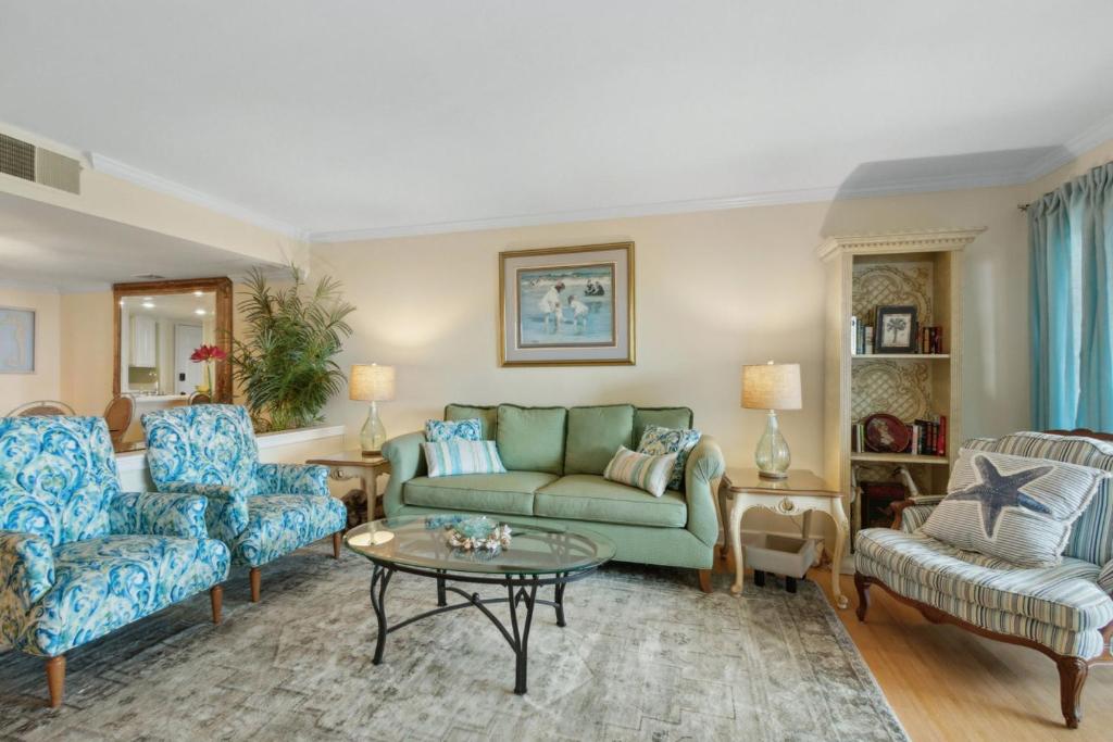 Amelia Surf and Racquet Club Condo - Ocean Front - 3rd Floor - Pools ...