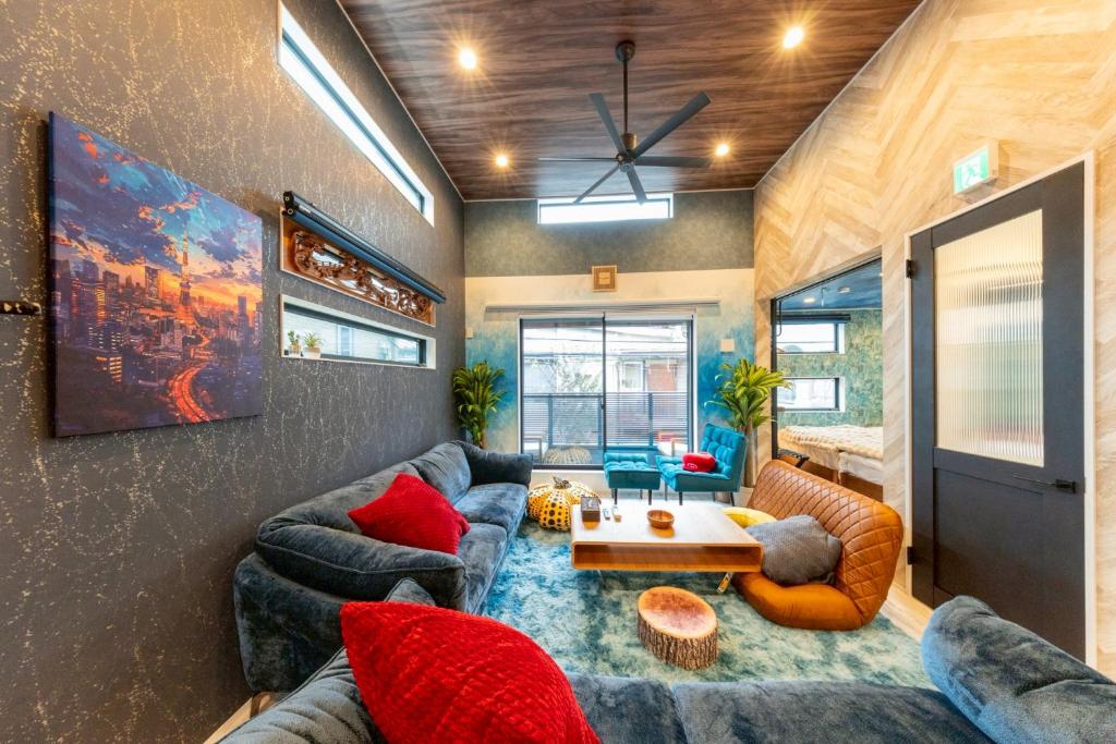 3-minute walk from Nishi-Shinjuku Station 100square meters Entire Private House 4LDK, Tòquio ...