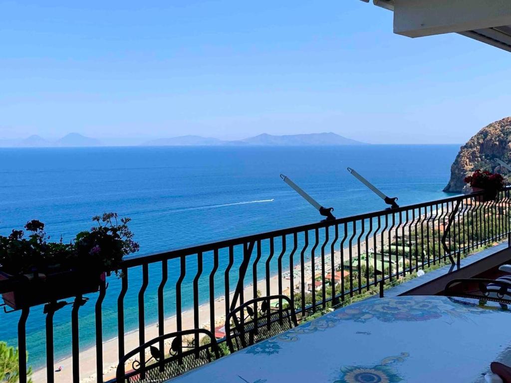 Heartbreaking view - Capo Calavà casa con vista mozzafiato, Santo ...