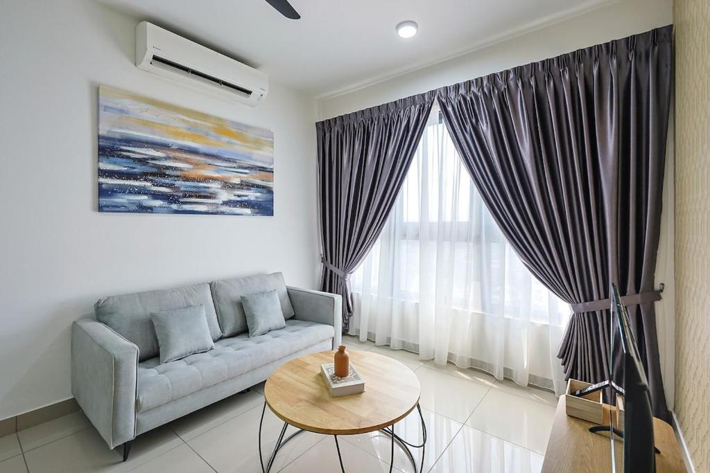 Stylish M Vertica 3 Bedroom Walk to MRT Velocity Mall, Kuala Lumpur ...