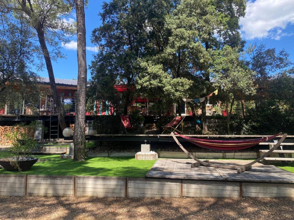 Villa avec piscine, Uchaux (bijgewerkte prijzen 2025)