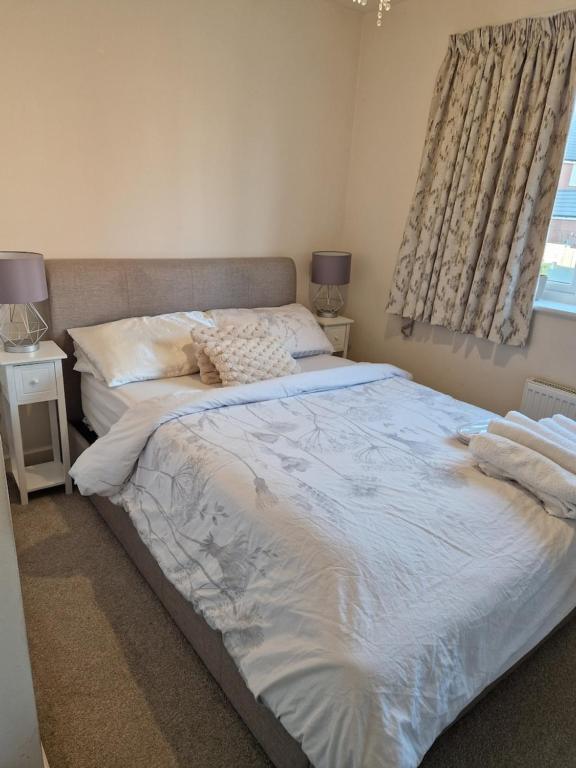 A cosy modern house with 2 beautiful double rooms, Hereford (priser ...