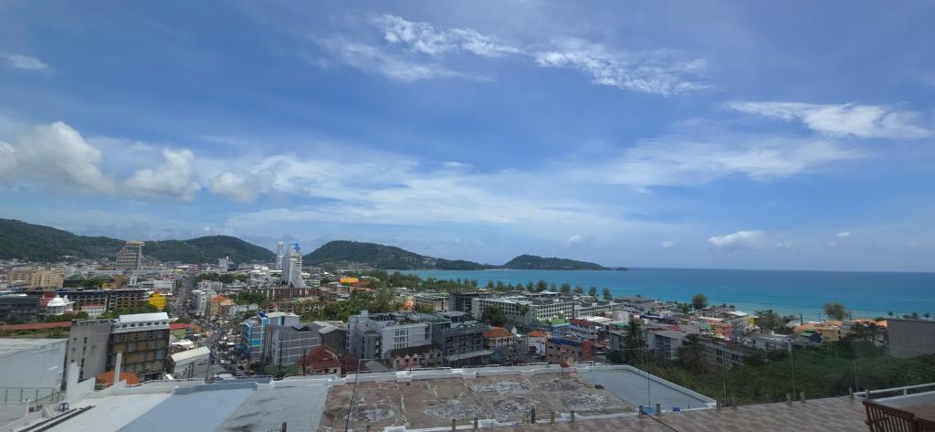 Andaman Seaview house rooftop 2, Patong Beach (posodobljene cene za ...