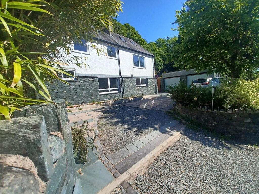 Duddon Valley Retreat, Lake District National Park, Sleeps 7, Broughton ...