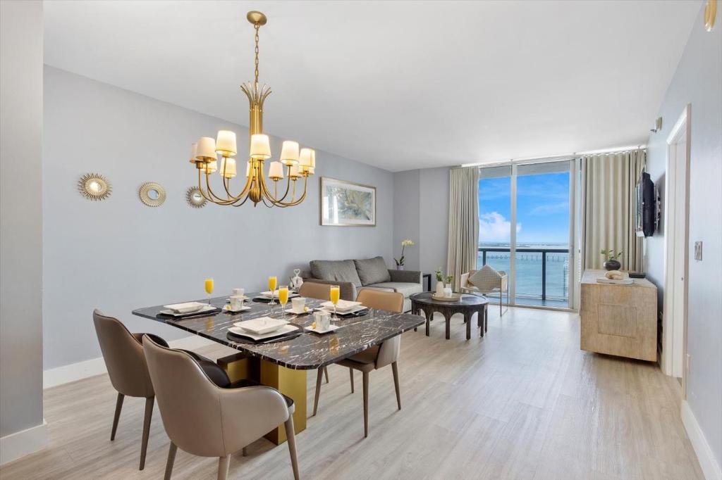 W hotel High end ocean view 2 bedroom at icon brickell, Miami (updated ...
