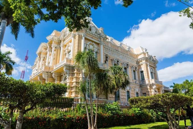 Santa Ana Laura - Casa en el centro de Mérida, 메리다 (2025년 최신 요금)