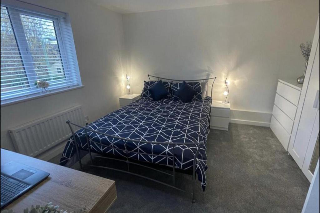 1 Bed-Sleeps 4-Garden-Free Parking, Didcot (updated prices 2026)