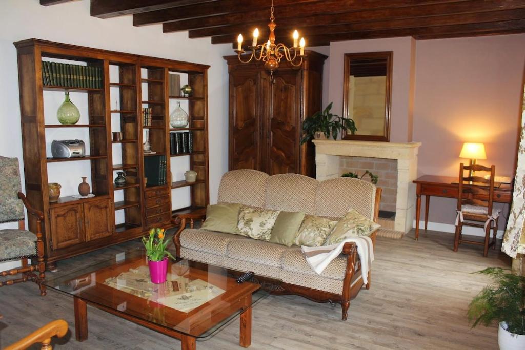 domaine du Lacarès, Saint-Magne-de-Castillon (updated prices 2025)