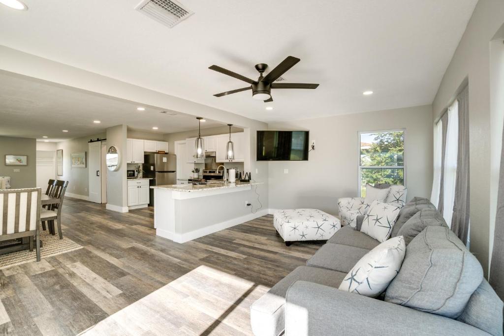 Canal-Front Home with Dock and Patio in North Port, North Port (updated ...