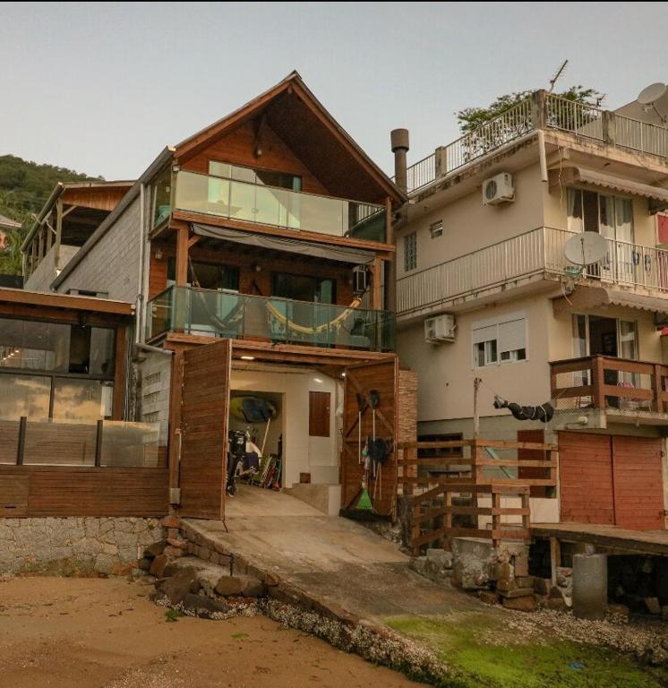 Lar doce Mar - Casa privativa em frente ao Mar - Ribeirão da Ilha ...