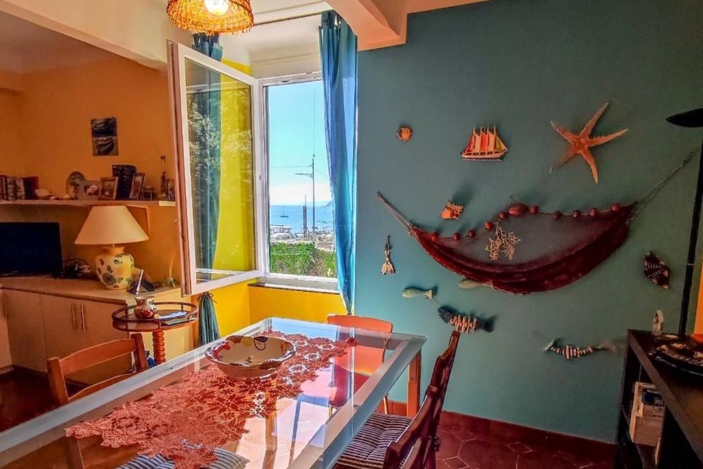 Home on the beach -30 mt in Arenzano-Genova, Vesima (precios ...