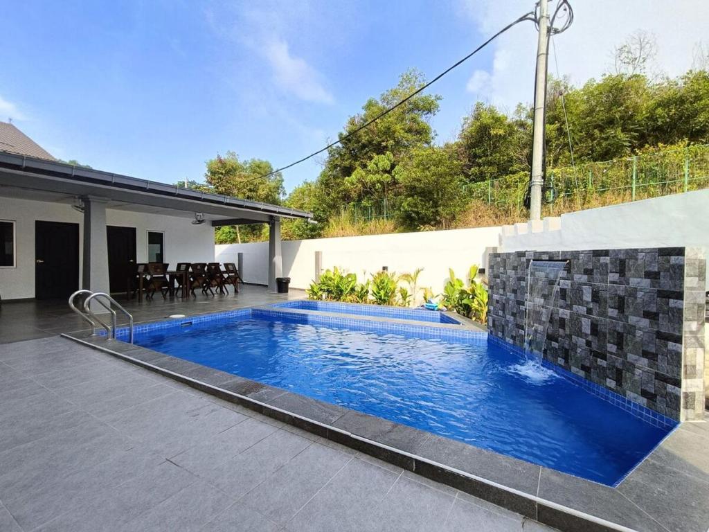 modern house Liazara homestay, Muar (precios actualizados 2025)