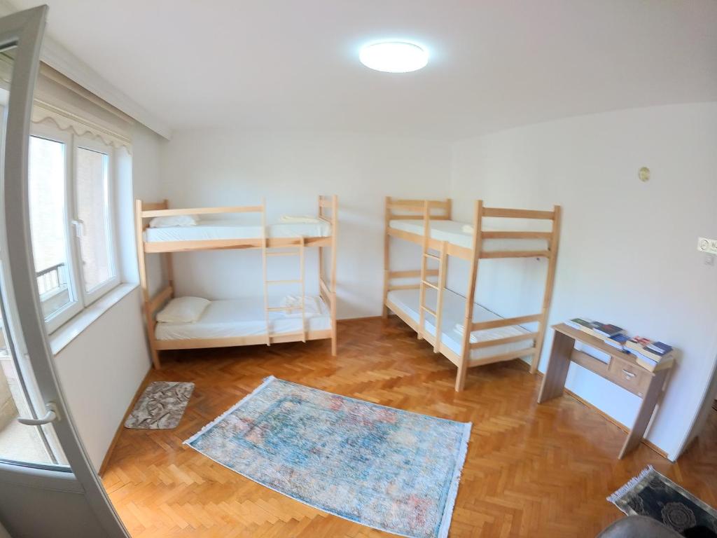 Center House Hostel v2, Pristina (aktualisierte Preise für 2025)