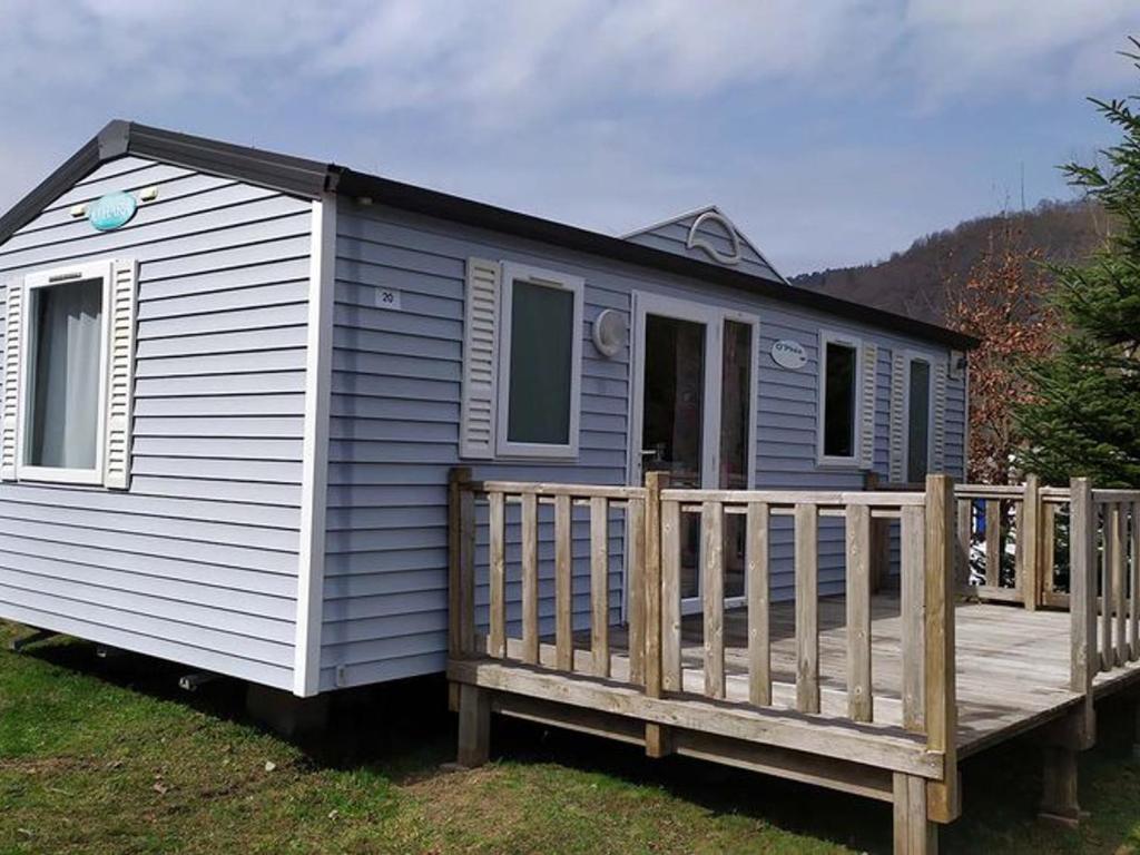 Mobil-home confortable avec terrasse pour 4 personnes à Vorey - API-1 ...