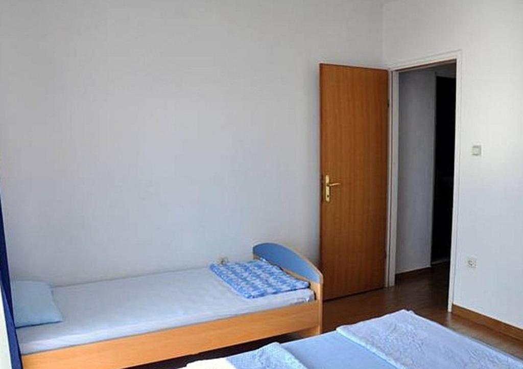 Apartments Marinovac, Živogošće (updated prices 2025)