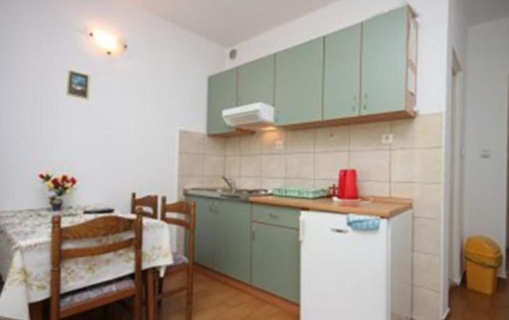 Apartments Marinovac, Živogošće (updated prices 2025)