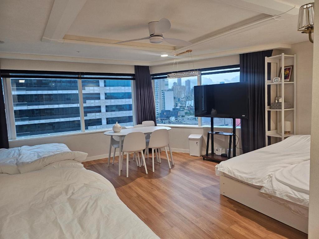 BOBO HOUSE in Hongdae # just 2min # Panorama City View, Séoul (tarifs ...