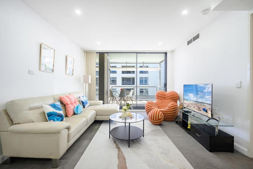 Live On the Iconic Sydney CBD Wharf with family, Sydney (updated prices ...