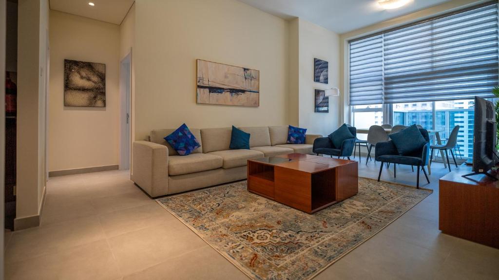 Phaedrus Living Dubai Marina Arcade Residence 2303, Dubai (updated ...