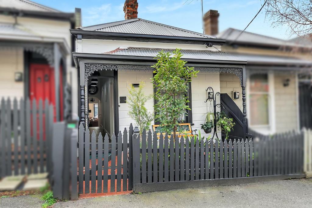 Richmond Retreat Steps to MCG & Rod Laver & CBD, Melbourne (preços ...