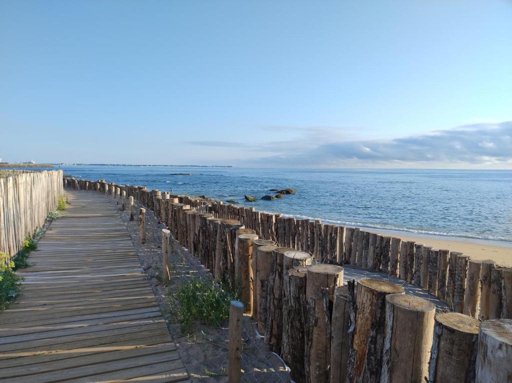 FACE MER et accès plage, Ла-Тюрбаль (оновлені ціни 2025 року)