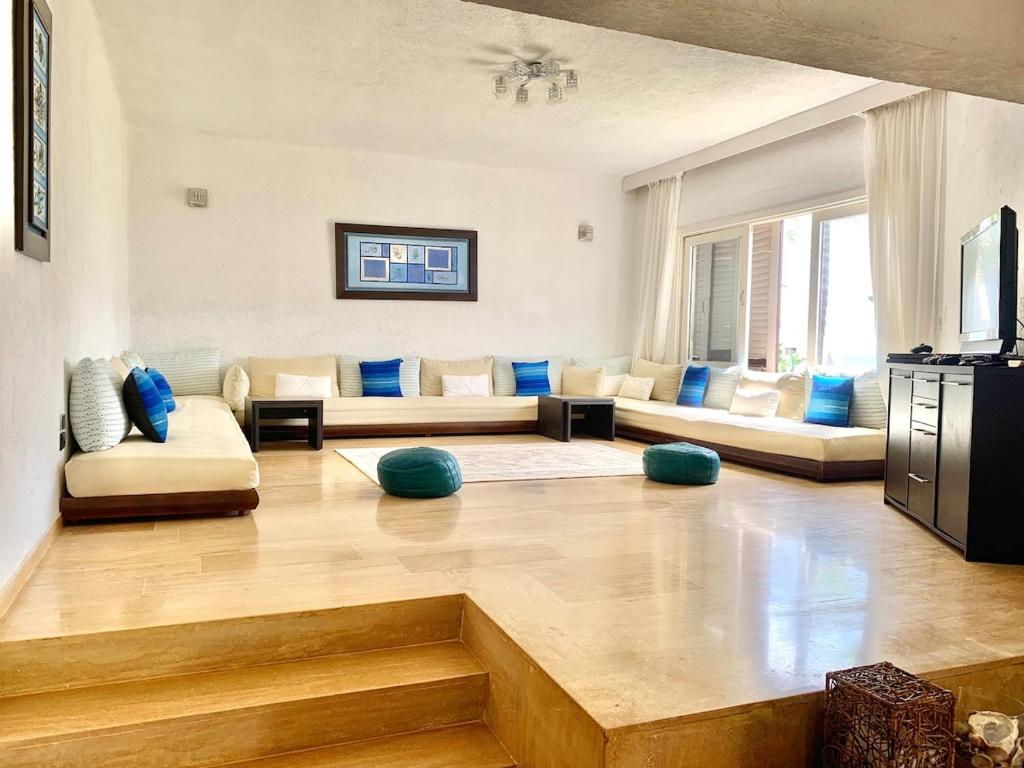 Dream Villa - Sea View, 4BR, Terrace & Garden, Fnidek (updated prices 2025)