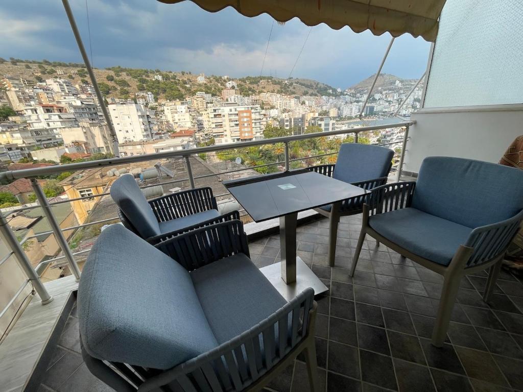 Saranda centre & private parking Apartment, Saranda (precios ...