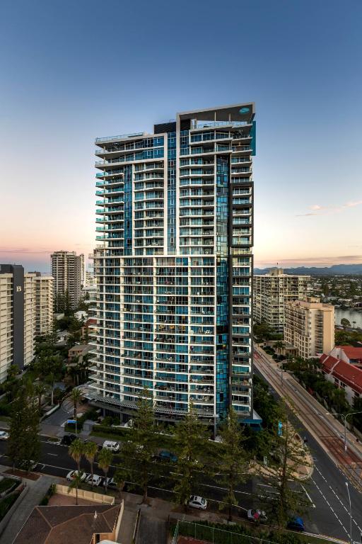 Artique Surfers Paradise - Official, Gold Coast (updated prices 2025)