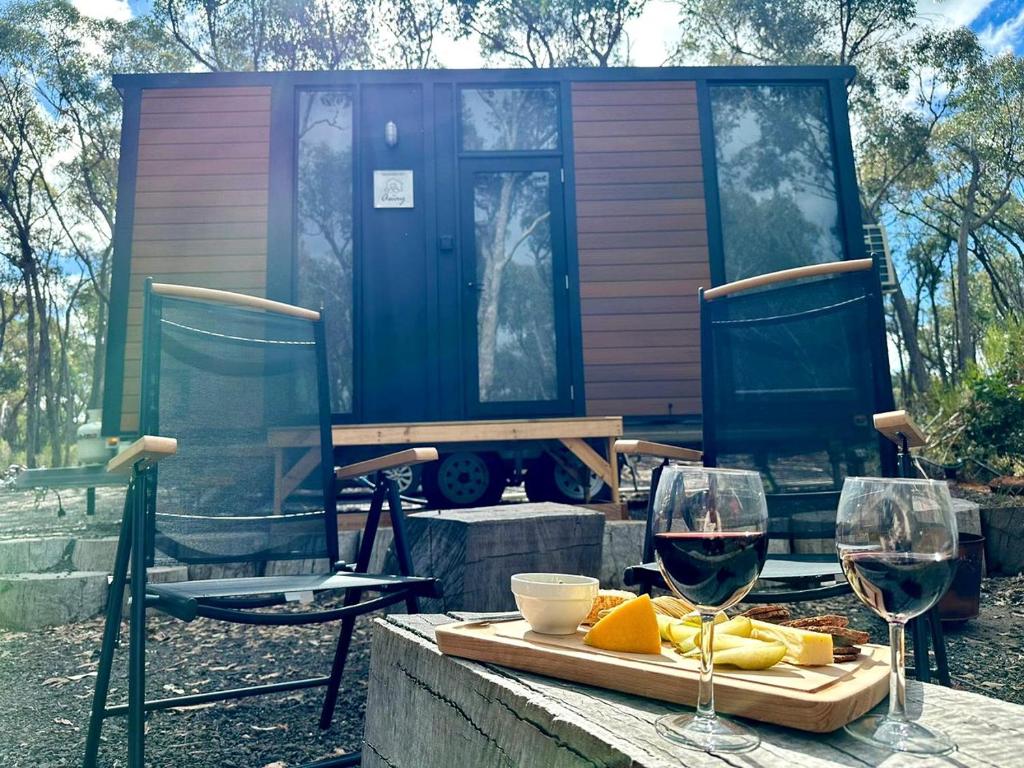 Isolated Cozy Tiny House with Fire Pit in Walmer, Victoria, Walmer ...