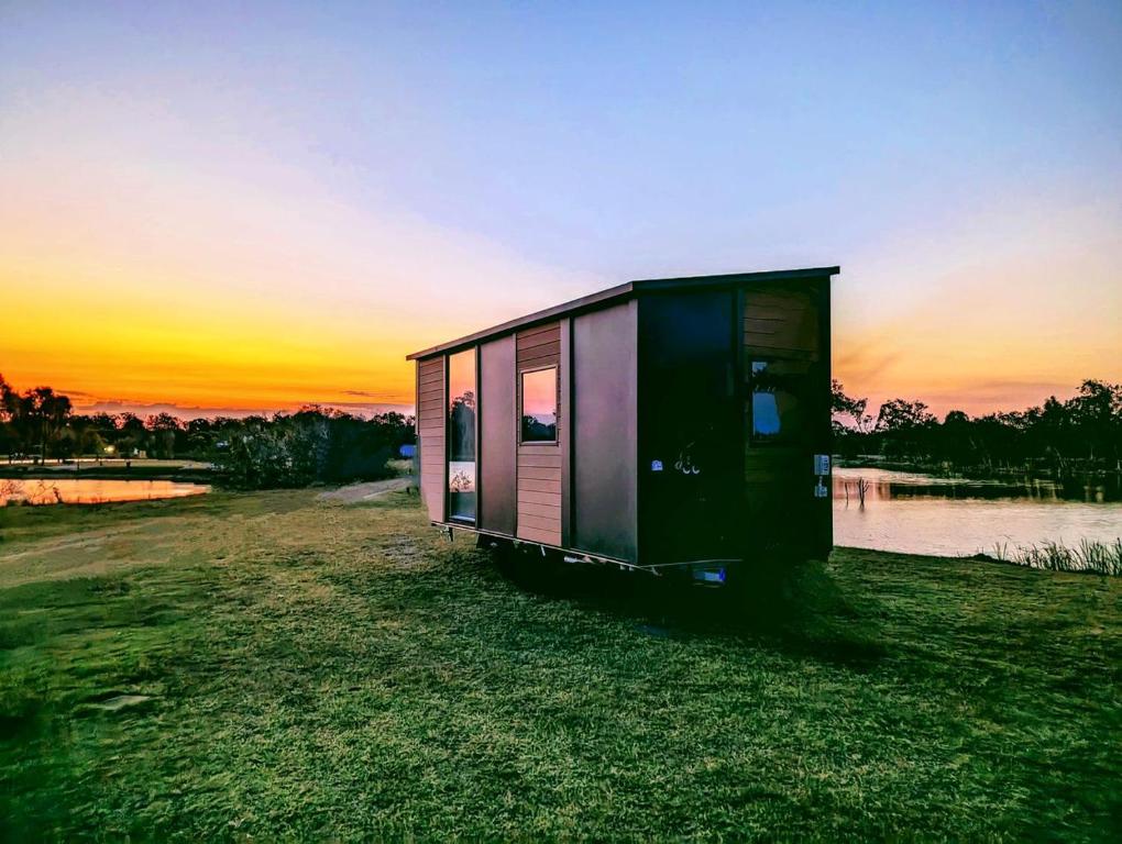 Trinity Islands Tiny House: Your Ideal Australian Retreat on the Fraser ...