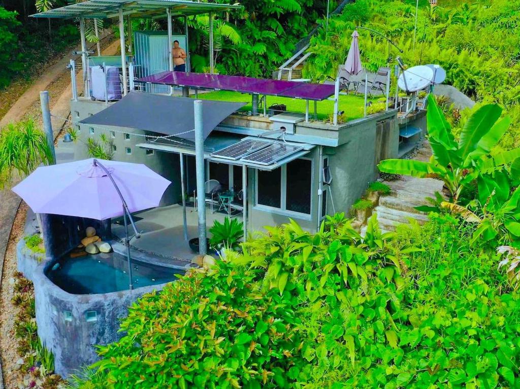 Unique Daintree Rainforest Holiday Rental for a Romantic Getaway ...