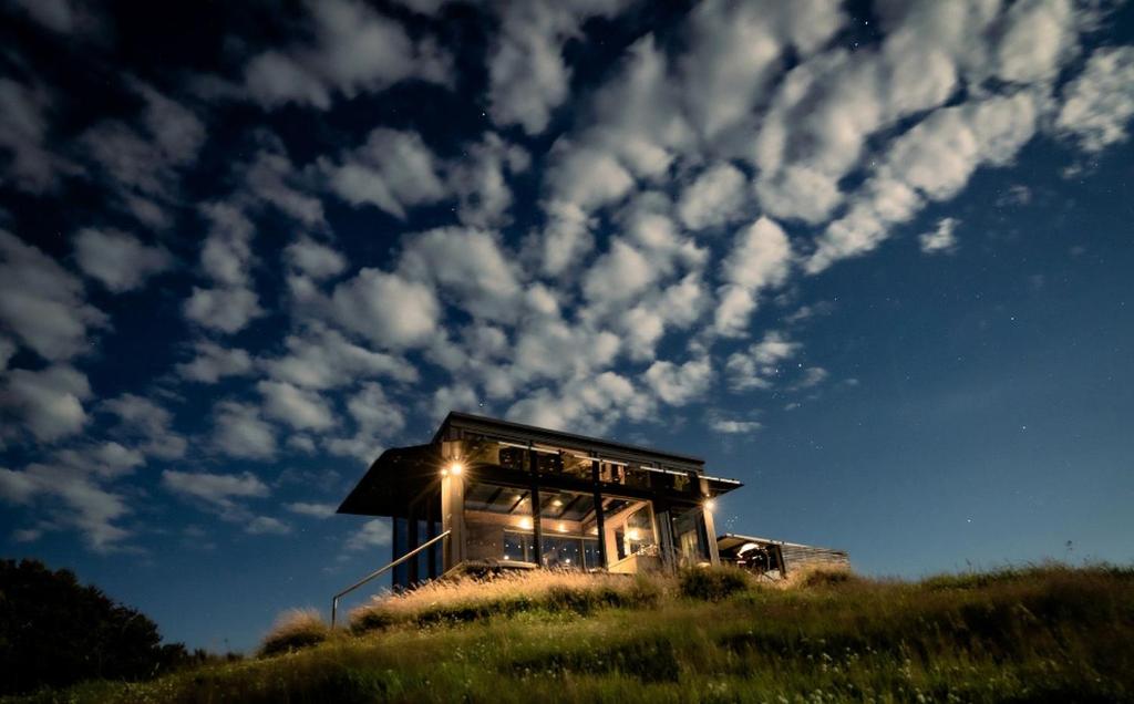 Fabulous Retreat with Sea Views Ideal to Recharge in Canterbury ...