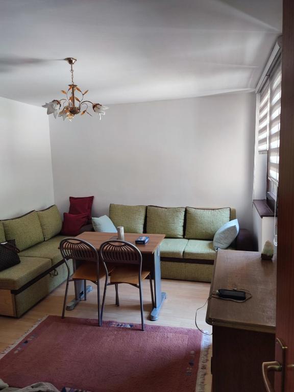 Stan na dan, Vareš (updated prices 2025)