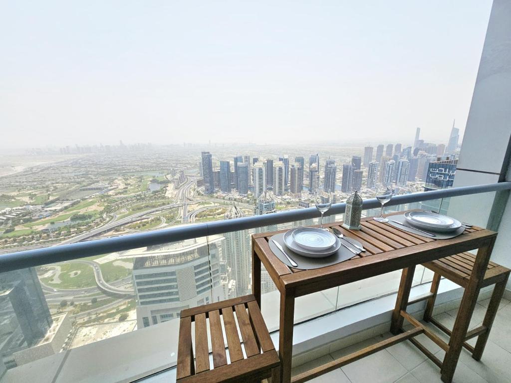 Amazing 1BR High-floor with Breathtaking View near Marina Walk, Дубай ...
