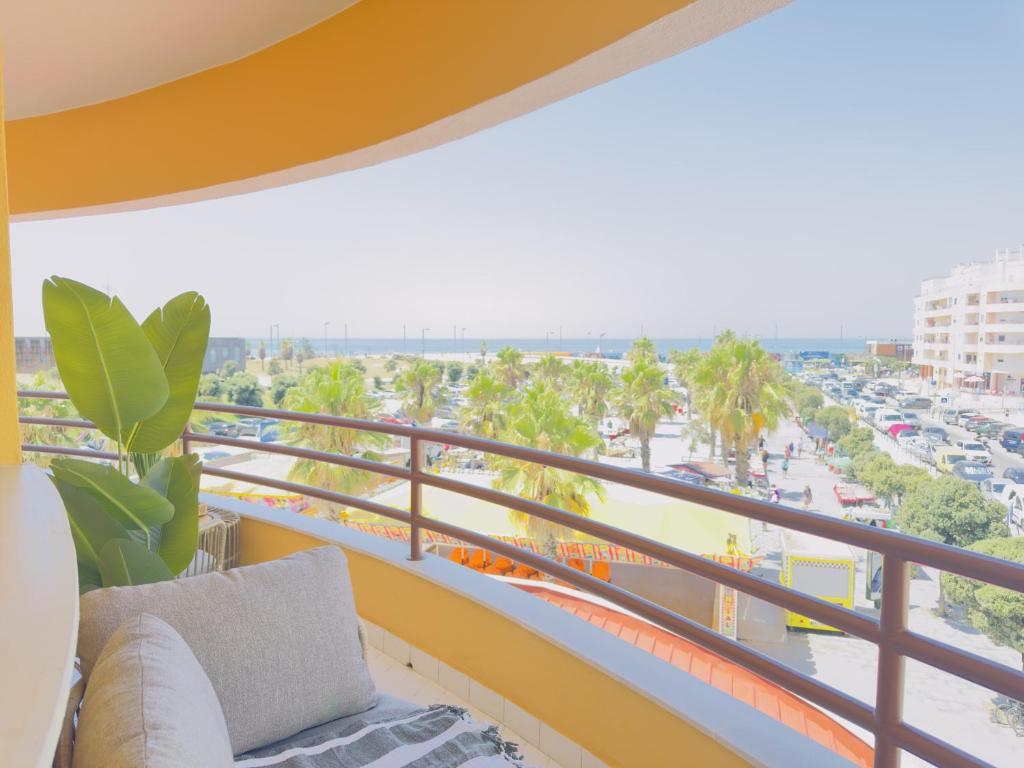 O Sol, Costa de Caparica (prisene oppdatert 2025)