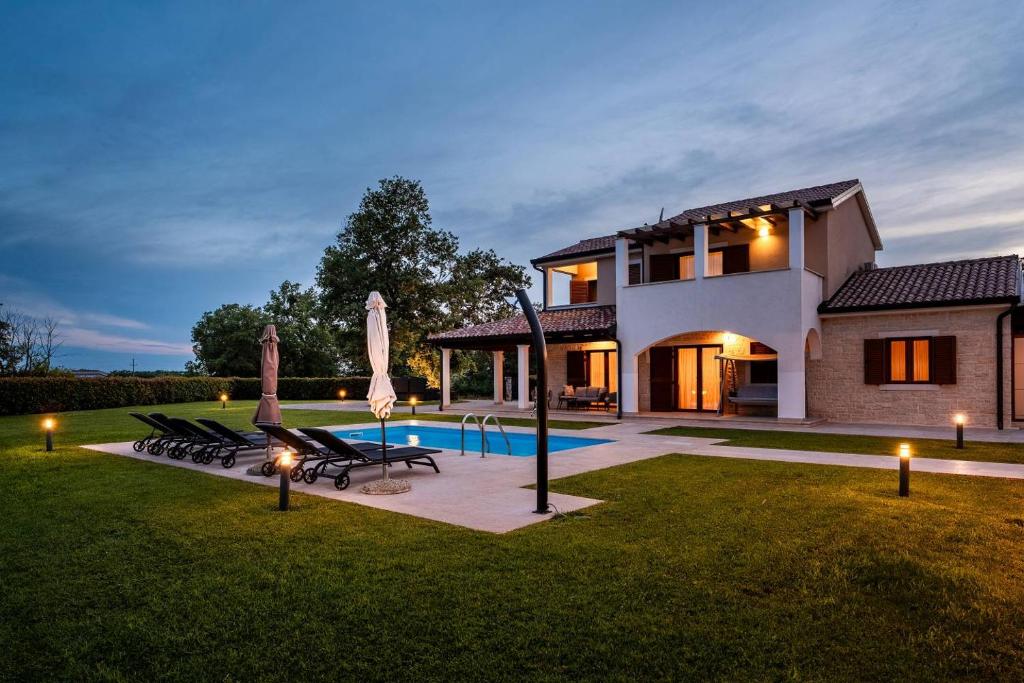 Villa Genia, Baderna (aktualne ceny na rok 2025)