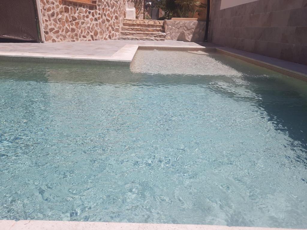 Casa Flor de La Jara - An elegant rural retreat, Cobisa (updated prices ...