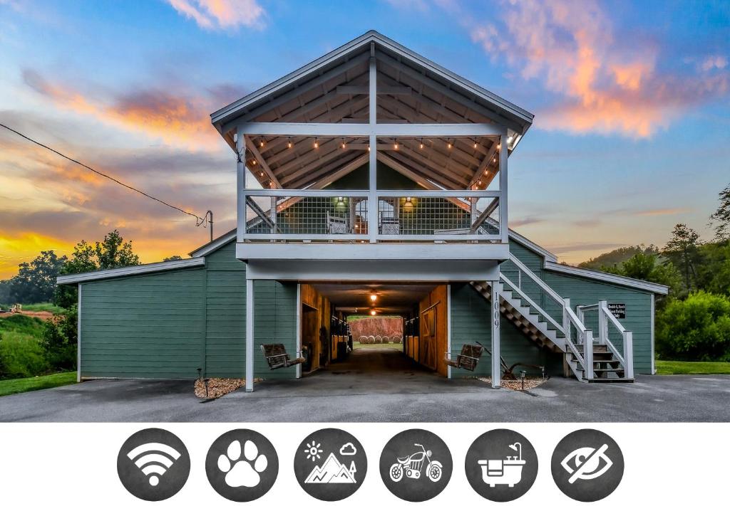 Double L Ranch farmhouse, Pigeon Forge (updated prices 2025)