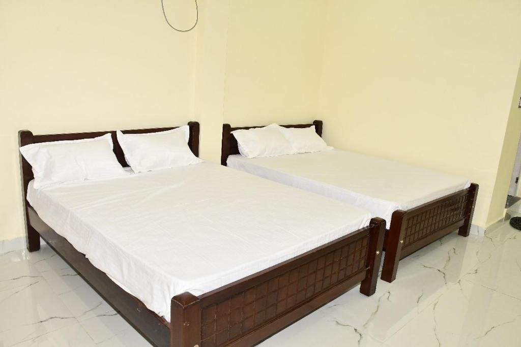 SRI NAVANEETHA KRISHNA MAHAL & RESIDENCY Ac, Āndippatti (aktualizované ...