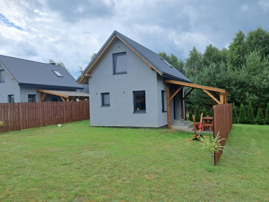 Lilmil, Wiele (updated prices 2026)