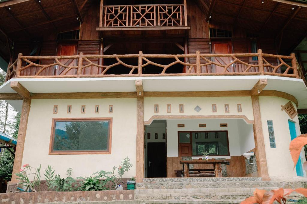 Bukit Lawang - Batu Kapal Rimba House, Timbanglawang (updated prices 2025)