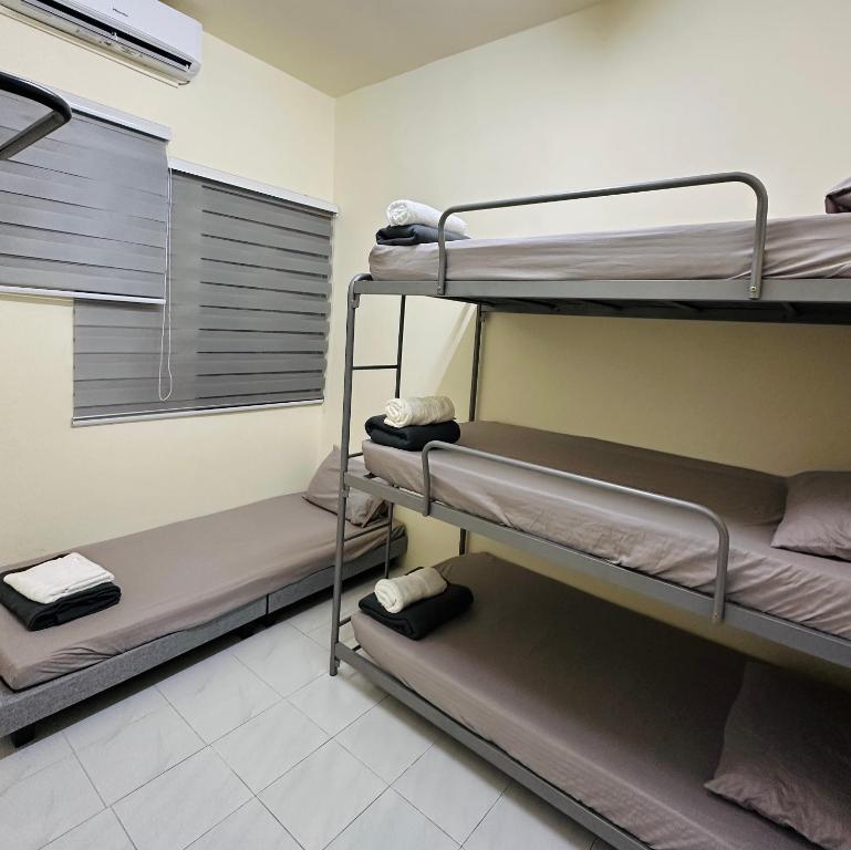 CYC homestay 48 Bercham, Kampong Batu Lapan (updated prices 2025)