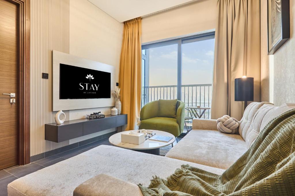 STAY BY LATINEM Luxury 1BR Holiday Home CB 1414 Near Downtown, Dubai ...