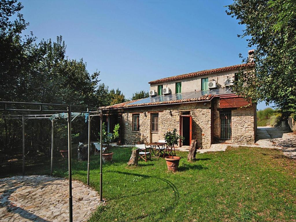 Residence Casa Mare Vallugola di Gabicce, Vallugola, Castel di Mezzo ...
