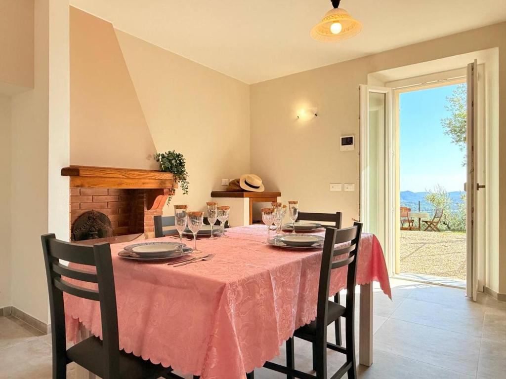 Il nido fra gli ulivi, relax in collina con A-C, Lucca (precios ...