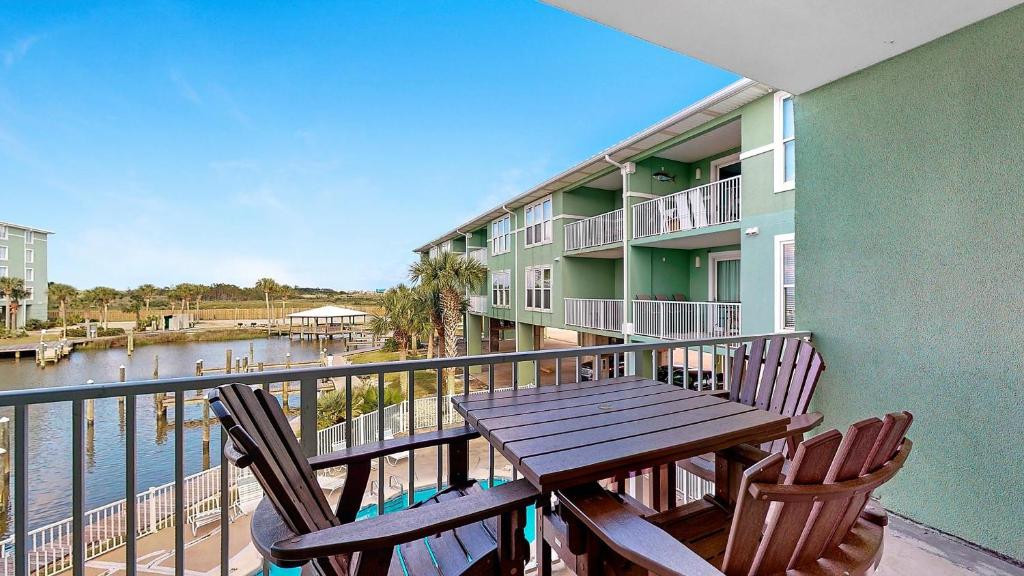 Navy Cove Harbor #2106, Gulf Shores (updated prices 2026)