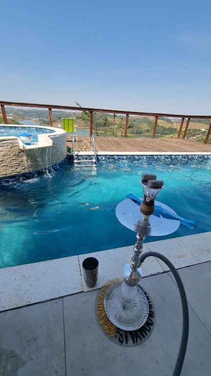 Familia Martines Caselli, Santa Isabel (harga dikemas kini 2025)